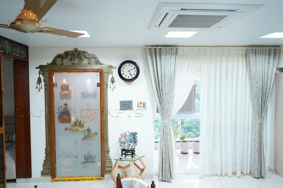 Brass Home Interiors: The Beauty of Brass in Home Interiors | Laiton Crafts